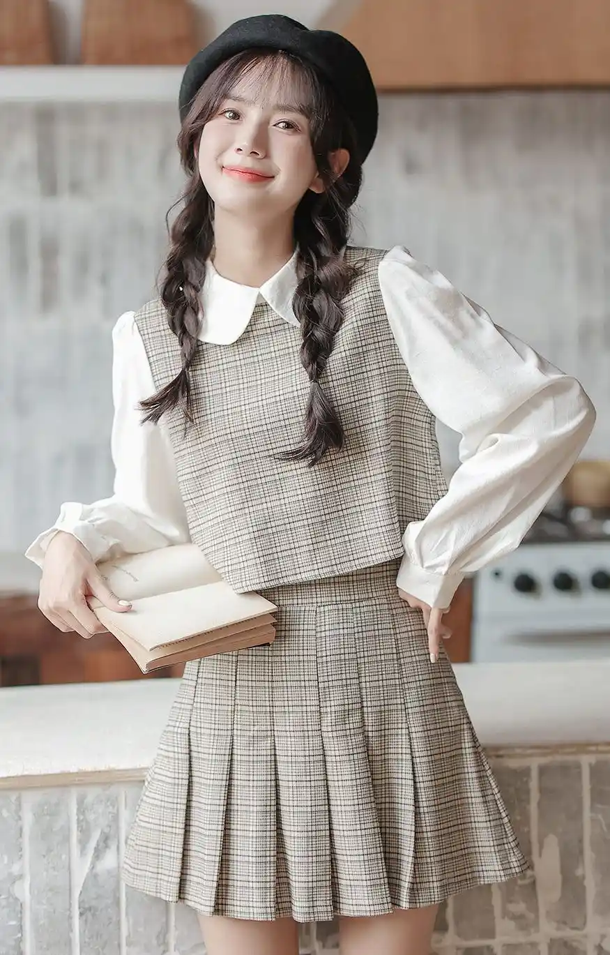 102 Preppy Aesthetic Outfits: Chic Ideas for Every Season - NewForestSafari