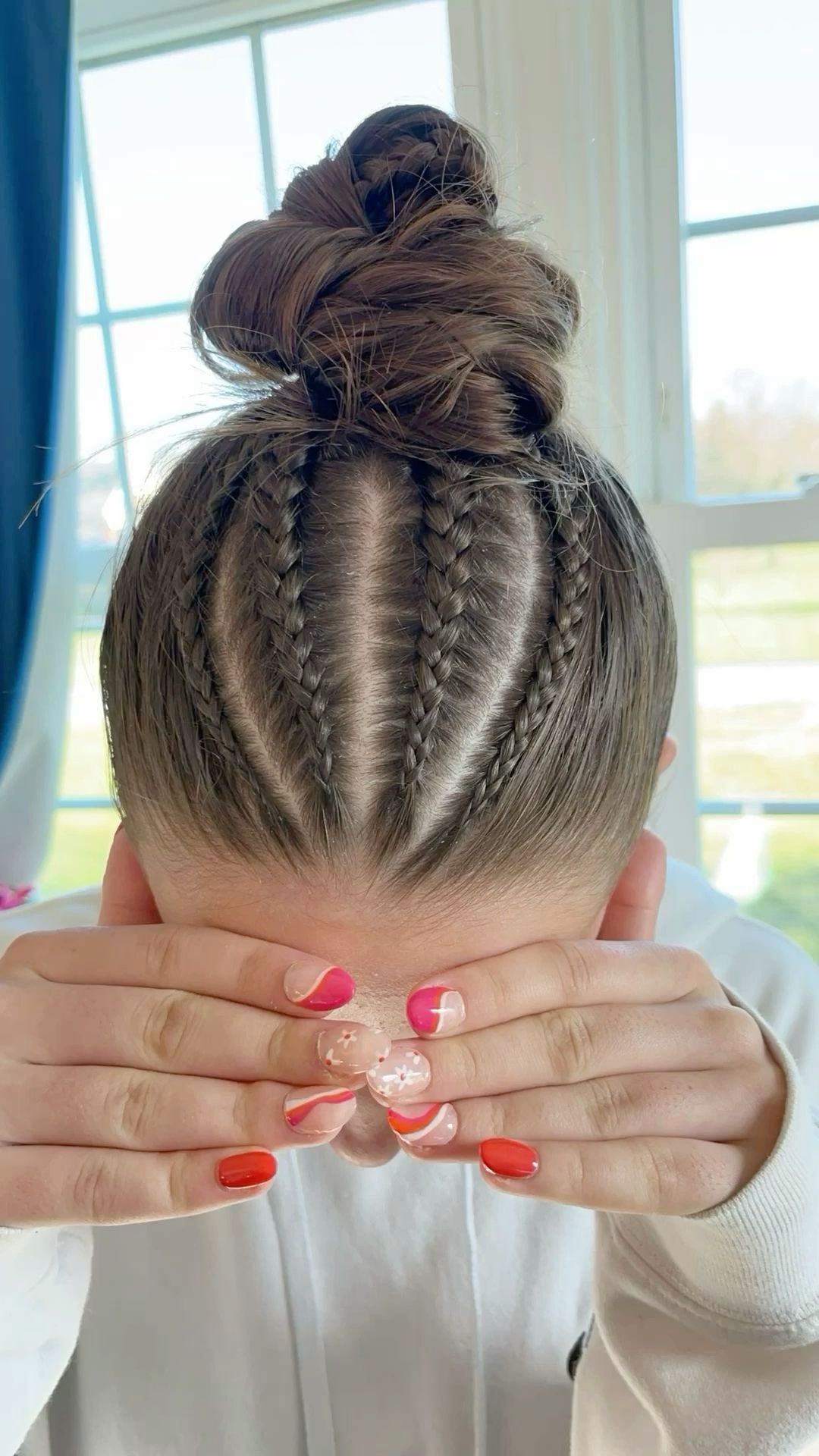89 Football Game Hairstyles: Easy, Stylish Looks for High School ...
