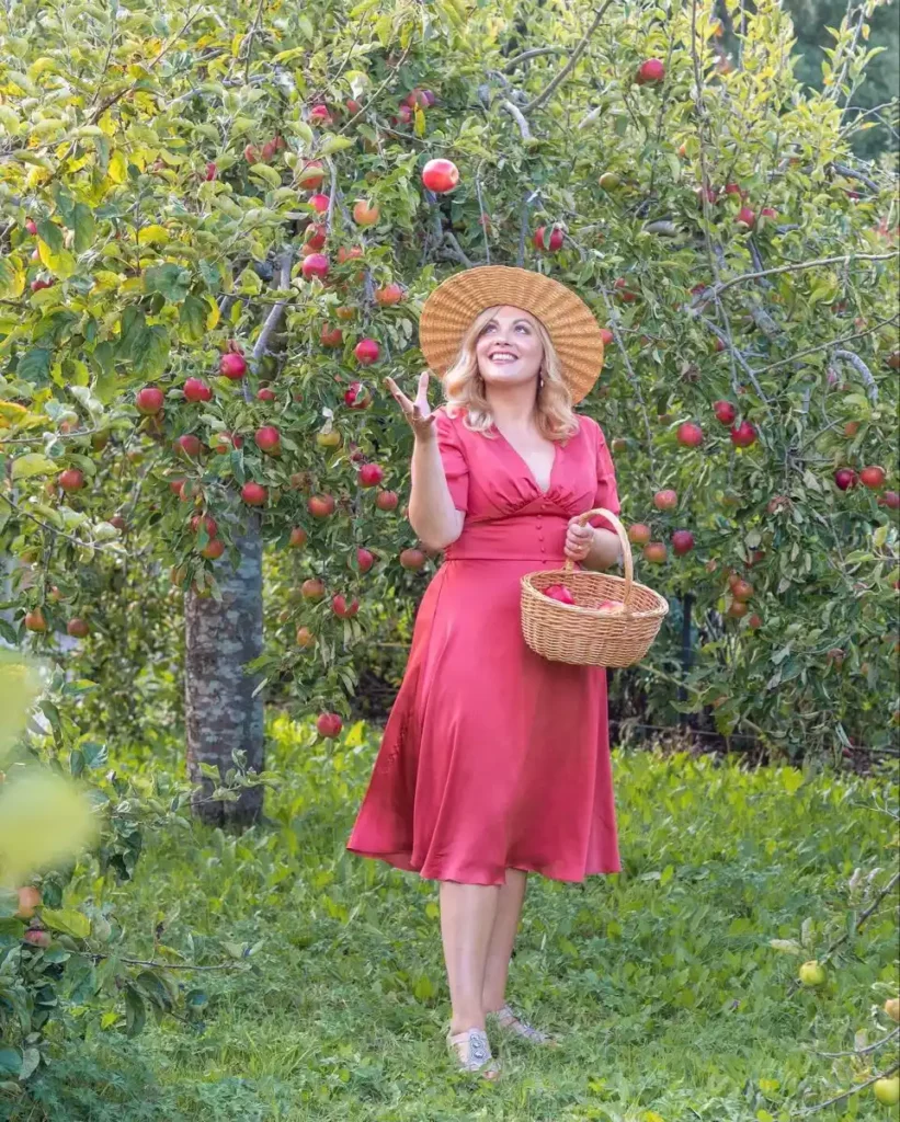 102 Apple Picking Outfit Ideas 2025 - NewForestSafari