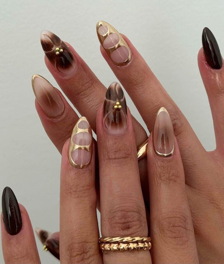 115 Old Money Nails: Chic Ideas for Fall and Winter 2025 in Red, Almond ...