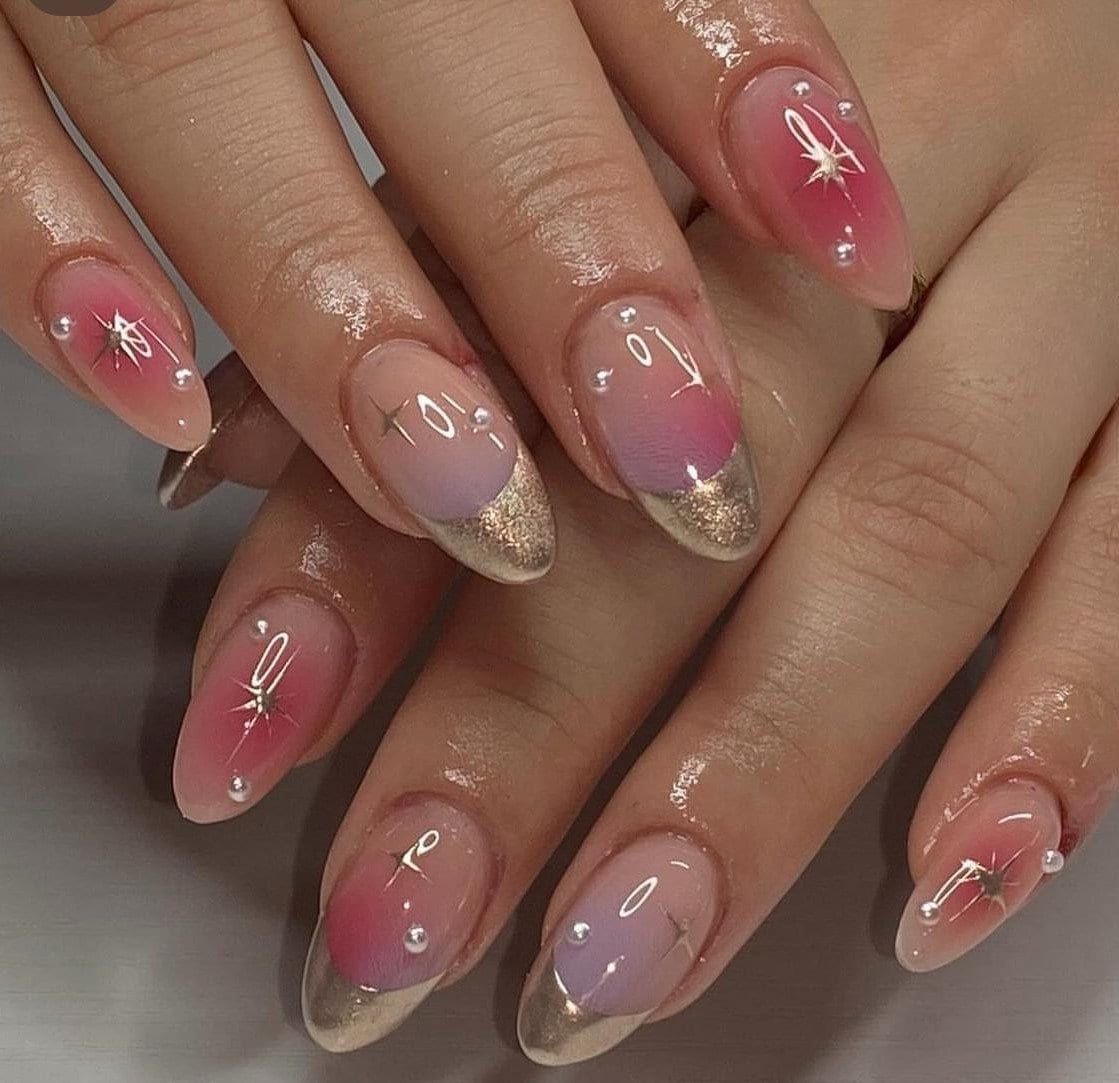 95+ Unique Acrylic Nails: Short, Medium, Pink, Red, and Black Designs ...