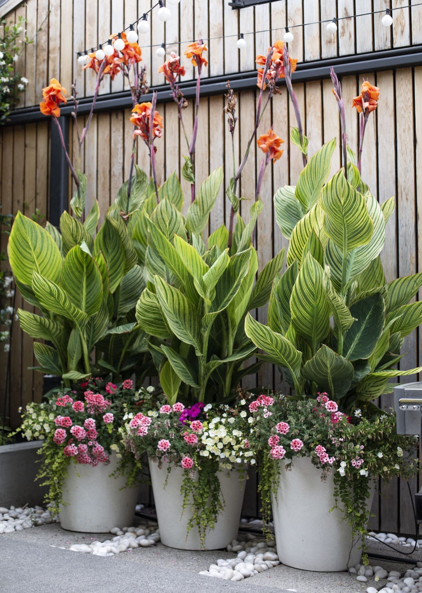 80+ Front Porch Flower Pot Ideas: Stunning Outdoor Planters for Every ...